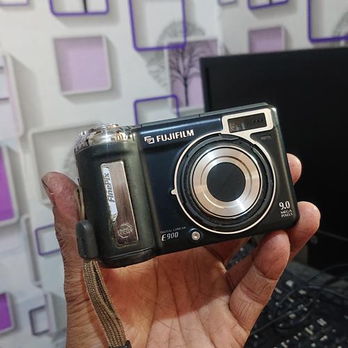 Jual kamera digital fujifilm finepix e900 minus bahan servis part kanibalan - Kota Bandung ...