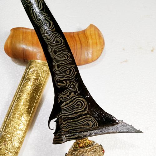Jual Keris Jangkung, Pamor Lawe Saukel - Kab. Malang - NGAT ART | Tokopedia