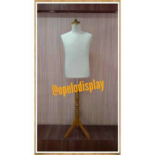 Jual Manekin Pria Kain + Kayu / Patung Display Dm Cowok Kain Dm Jas ...