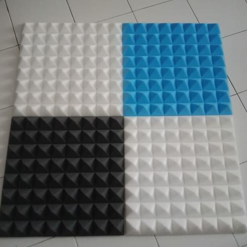 Jual ACOUSTIC FOAM BUSA PEREDAM SUARA PYRAMID 50X50X6 CM - Hitam - Kab ...