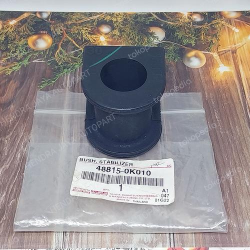Jual Karet Stabilizer Bush Toyota Fortuner 48815-0K010 Original ...