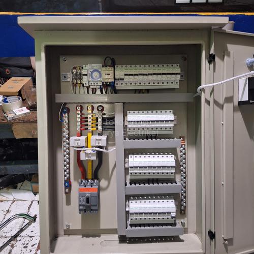 Jual Panel listrik 3 phase 50amper box panel 60x80 outdor - Jakarta ...