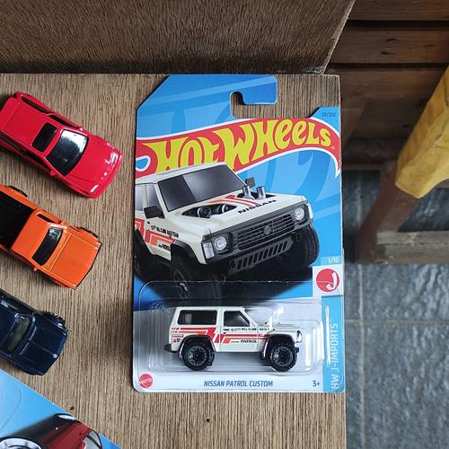 Jual hot wheels hotwil nissan patrol custom hw j imports diecast jeep ...