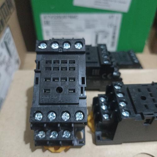 Jual Socket Relay Omron MY4 PYFZ-14-E PYFZ 14E PYFZ-14-E Original ...