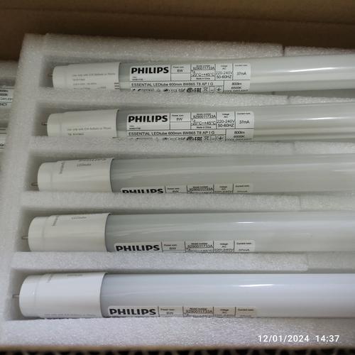 Jual Lampu TL LED essential LED TUBE 600MM 8W 865 T8 AP I G Philips ...