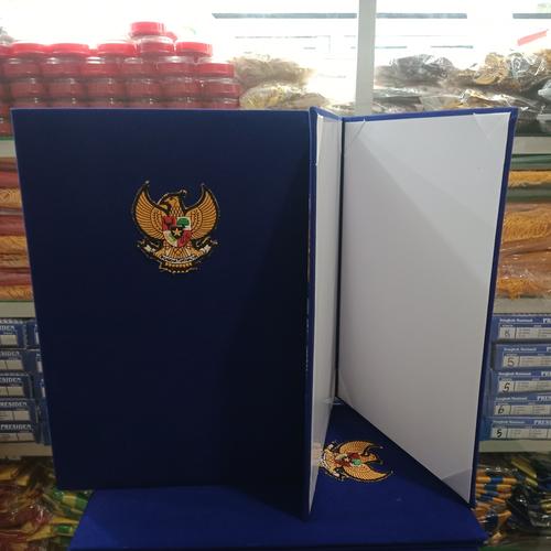 Jual Map logo garuda map kantor map bludru map sekolah ready stock ...