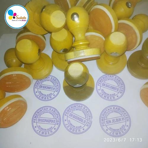 Jual Cetak Stempel Kayu Desain Custom Gagang Kayu Stempel Bentuk Bulat ...