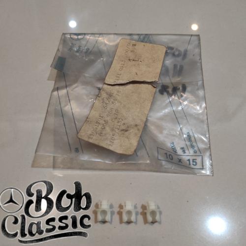 Jual Mercedes-Benz, W107 W116 W123 Door Lock Rod Clip A0039885078 - Kab ...