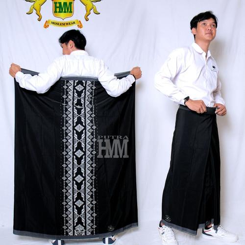 Jual sarung HMM original khusus hitam bisa seragama - hitam-MRN-BATIK ...