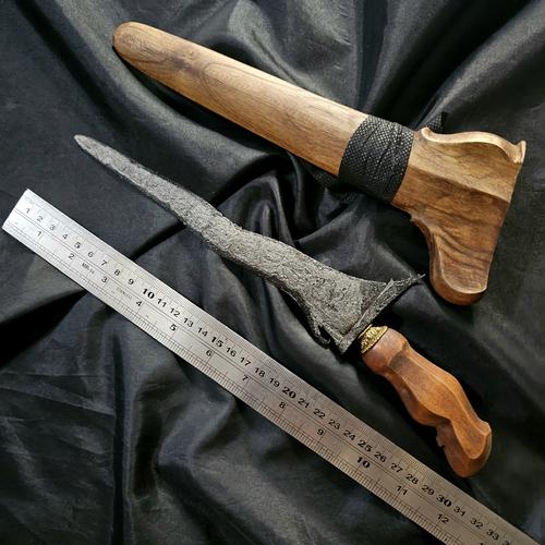 Jual Keris Patrem Jangkung VIII Luk 3 - Kab. Sidoarjo - Nitro | Tokopedia