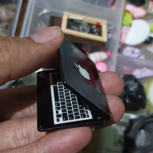 Jual miniatur laptop 1/12 figure Diecast Besi diorama maket toy ...