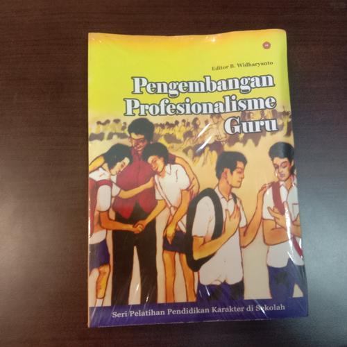 Jual Buku Pengembangan Profesionalisme Guru Seri Pelatihan Pendidikan - Kota Yogyakarta ...