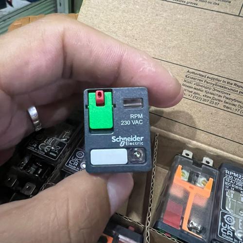 Jual RELAY SCHNEIDER RPM22P7 220V 15A ORIGINAL ASLI - Kota Bandung ...