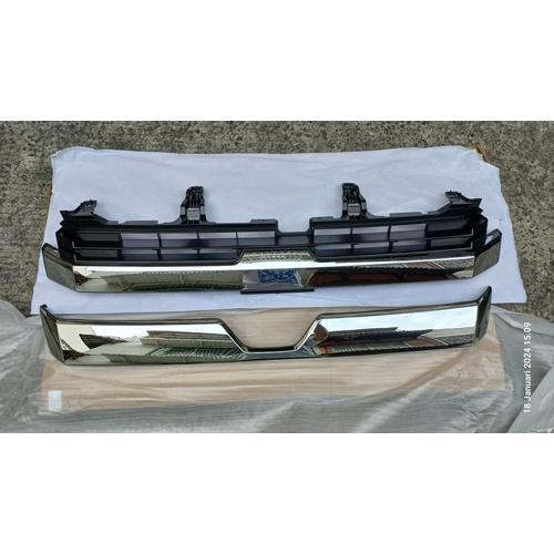 Jual GRILLE RADIATOR TOYOTA HIACE 2019 PREMIO SET - Jakarta Pusat - TYC ...