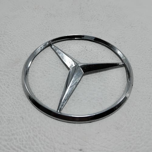 Jual Emblem Mercy Baru Barang Lama Plastik Imitasi Minus Dudukan Patah ...