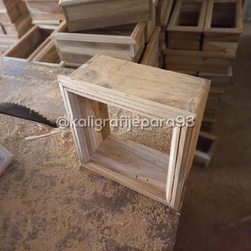 Jual Roster Kayu Jati 23 x 23 cm Lis Double, Loster minimalis - Kab ...