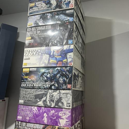Jual Aneka Box Gundam Bandai Kondisi sesuai foto - Kota Depok ...