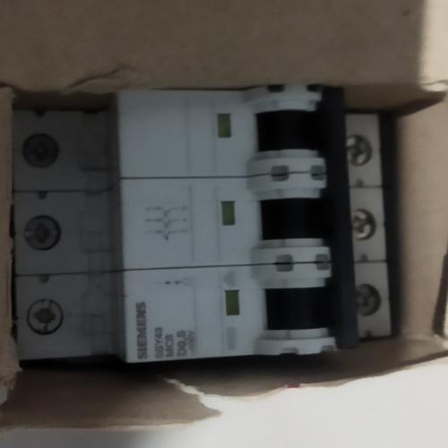 Jual breaker siemens 2 phase Dan 3 phase - Kab. Indragiri Hilir ...