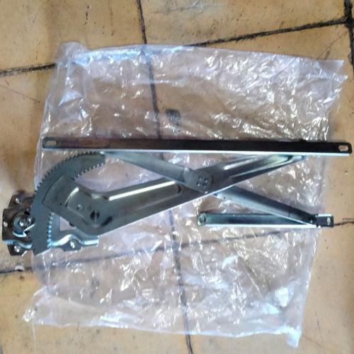 Jual Window Regulator Kaca Kijang Kapsul 7K Diesel Bensin Manual Kanan ...