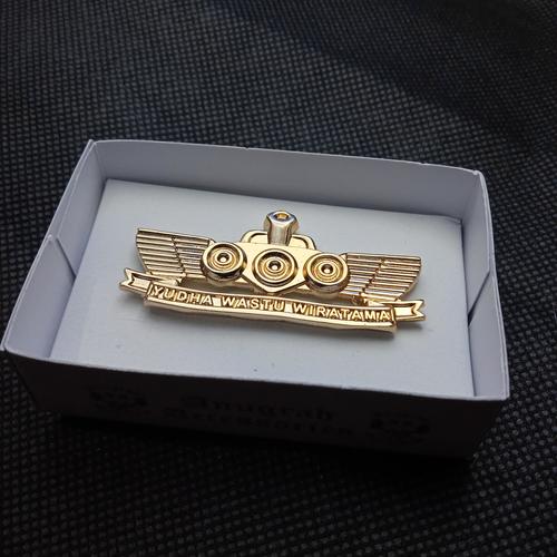 Jual brevet wing tank kavaleri/pin kavaleri - Kota Bandung - yenasta ...
