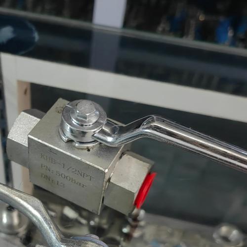 Jual Ball Valve Steel 420Bar 1/2" NPT Germany - Kota Batam - Levino ...