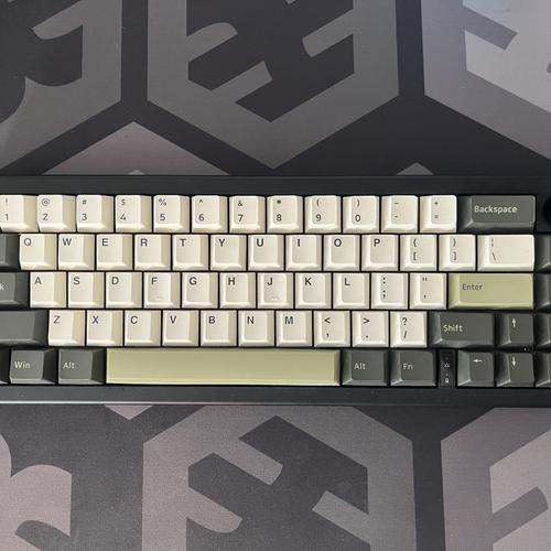 Jual mechanical custom keyboard GMK67 - Kab. Tangerang - teros consign ...
