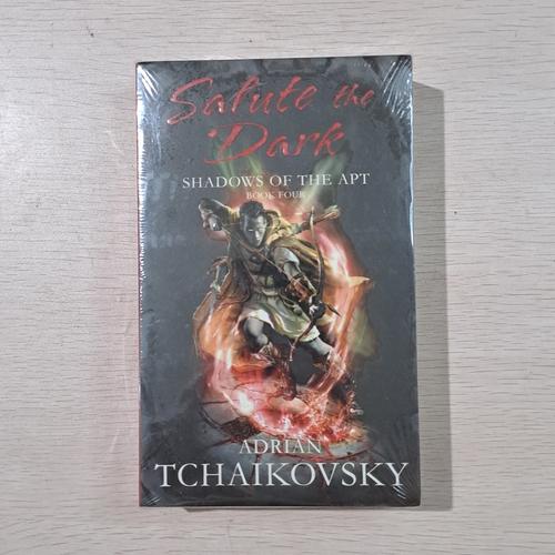 Jual Salute the Dark (Shadows of the Apt #4) - Adrian Tchaikovsky ...
