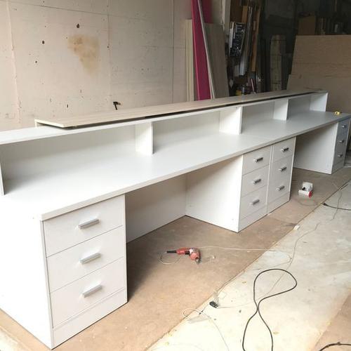 Jual meja resepsionis bahan hpl ukuran 120x200 bisa custom ukuran juga ...