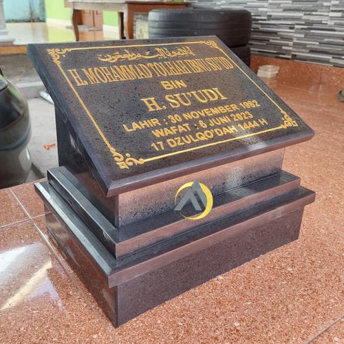 Jual Maesan nisan kotak box pondasi batu granit hitam 40x30 - Kab ...