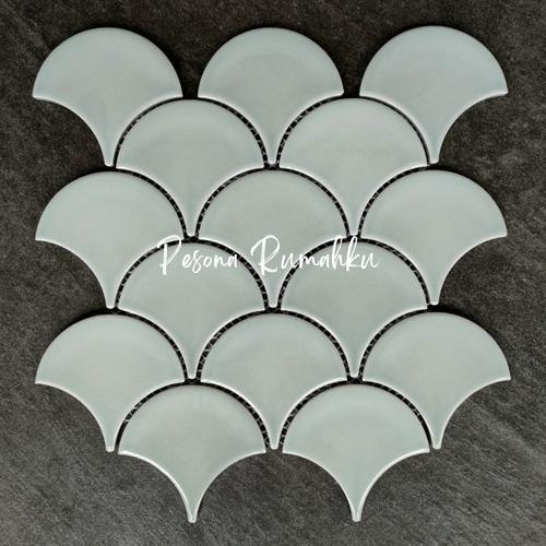 Jual Mosaic SinGres Type Concave Mint Fish Scale Glossy - Backsplash ...