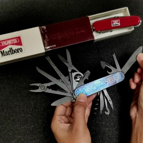 Jual Victorinox Outdoorsman Titanium swiss army knife cybertool ...