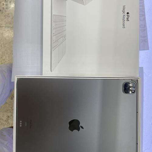 Jual iBox Ipad pro M2 12.9" 256gb wifi+cell 256 gb Plus magic keybord bekas - plus magic key ...