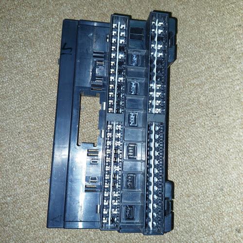 Jual Fuse Box sekring Mitsubishi Couldiesel PS Canter. original. - Kota ...