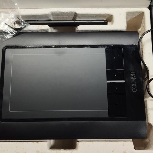 Jual wacom bamboo CTH-460 - Kota Bogor - Babe Dewa | Tokopedia