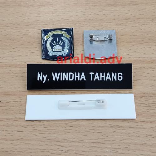 Jual Satu set papan nama & pin bhayangkari pin dan name tag BHAYANGKARI ...