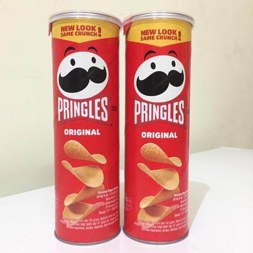 Jual PRINGLES POTATO CHIPS KERIPIK KENTANG ORIGINAL 107 GR - 1 DUS 12 ...