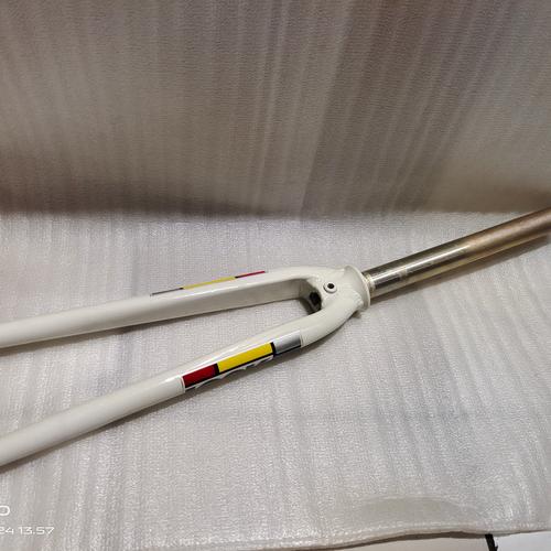 Jual fork fixie roadbike 700c Merk LOOK Made in Taiwan oversize 28.6 ...