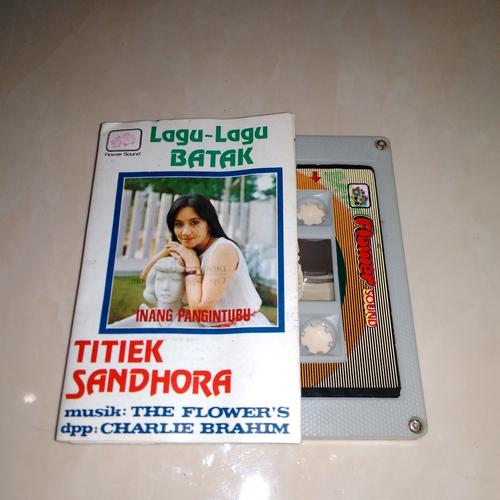 Jual KASET TITIEK SANDHORA LAGU LAGU BATAK ALBUM "INANG PANGITUBU ...
