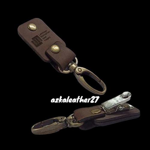 Jual Jepitan name tag id card kulit capitan id card kulit holder ...