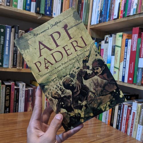 Jual API PADERI : PERTENTANGAN KAU PADERI DENGAN KAUM ADAT MENEGAKKAN ...