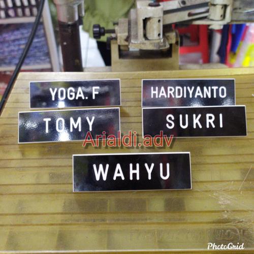 Jual Papan nama dada PDH grafir ukuran 2,5×8 cm nametag grafir pdh ...