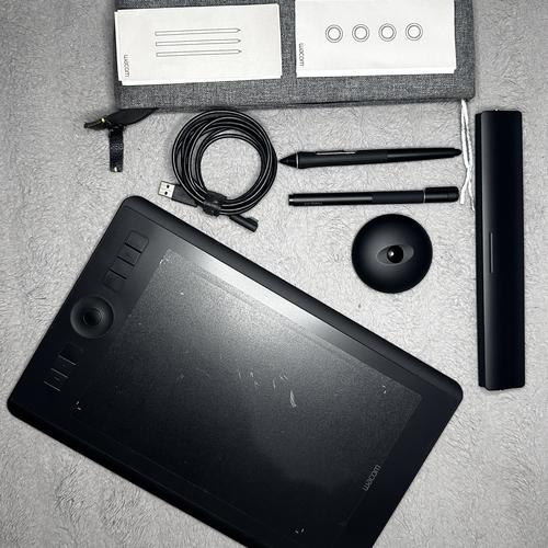 Jual WACOM Intuos Pro Paper Edition Medium, PT-660 - Kab. Bandung ...