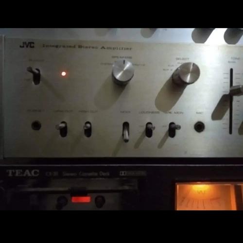 Jual Amplifier JVC original tahun 1980-an...tdk dengan TipeDeck-nya ...