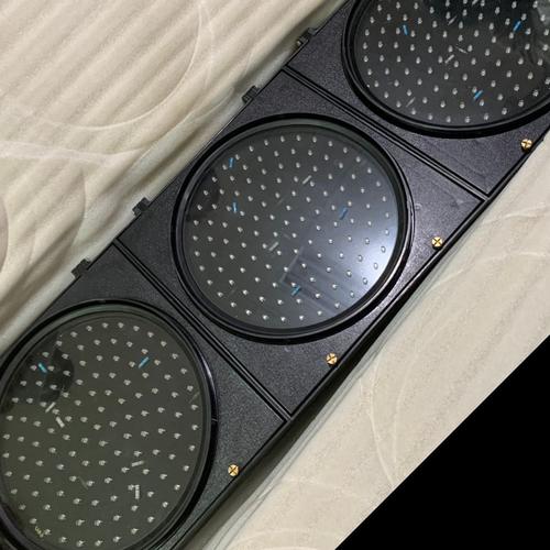 Jual LAMPU LALU LINTAS LAMPU PARKIR TRAFFIC LIGHTS - 2 WARNA - Jakarta ...