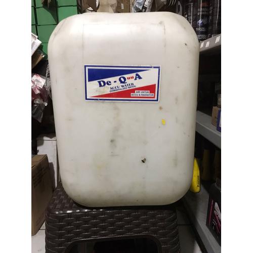 Jual Air Aki / Accu Water Biru 20 Liter Merk Dequa - Kota Tangerang ...