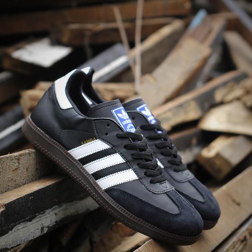 Jual Sepatu Sneakers Pria Adidas Samba Black White - Hijau, 41 - Kota ...