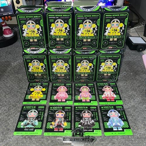 Jual MEGA SPACE MOLLY SERIES 02 2 V2 size 100% - POPMART POP MART ...