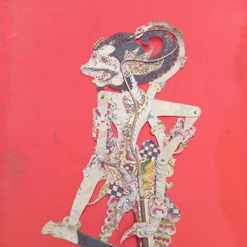 Jual HANOMAN PUTIH wayang kulit tua/lawasan untuk di jual gapit kayu ...