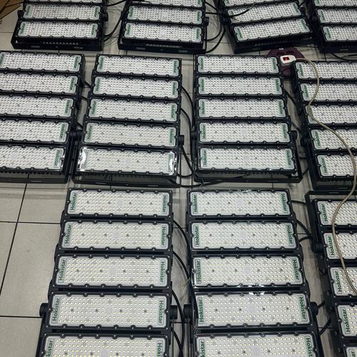 Jual Lampu Sorot Led 500 Watt / Led Flood light 500W 500 Watt SMD ...