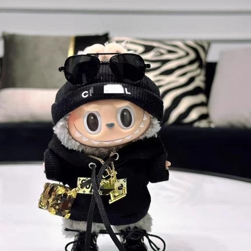 Jual baju set Labubu Supreme labubu set clothes - Kota Batam ...